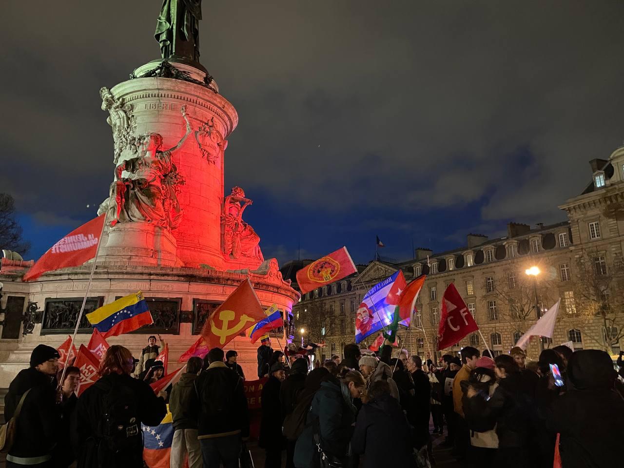 Paris Rally Demands Release of Venezuelan President and Condemns ...